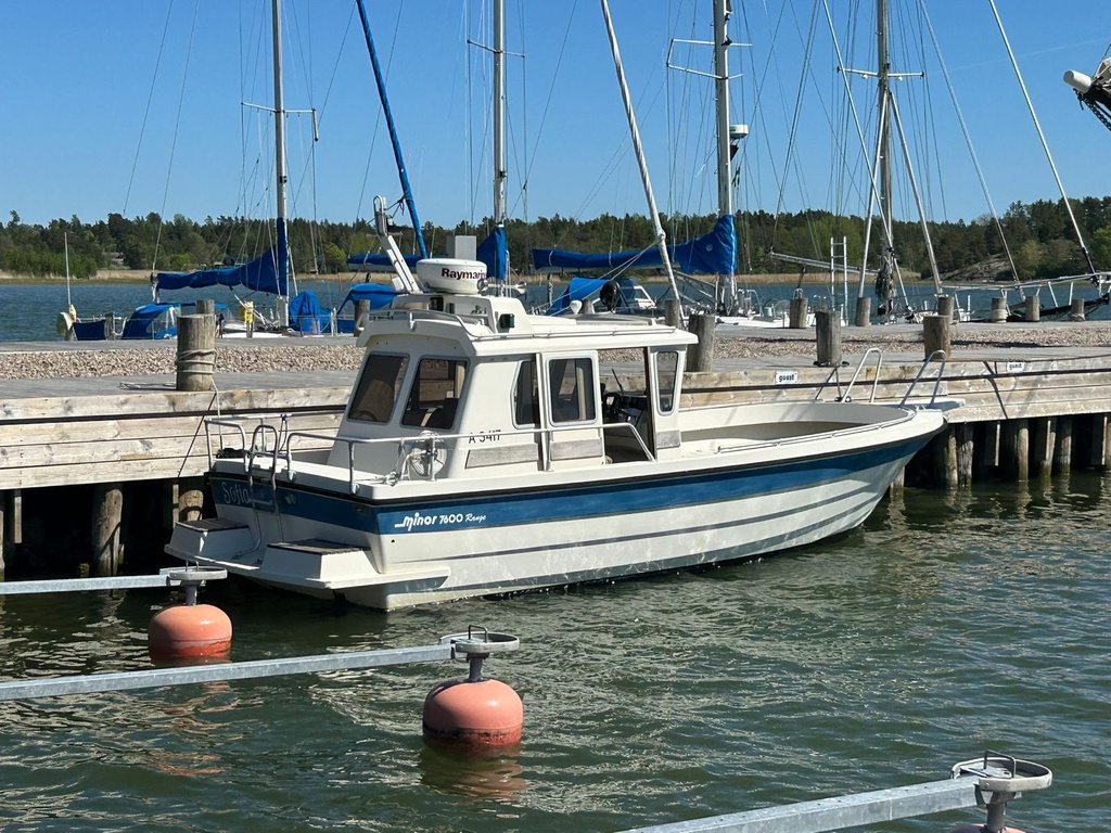 Minor 7600 Range + Volvo D3-130 | Venekeskus.com