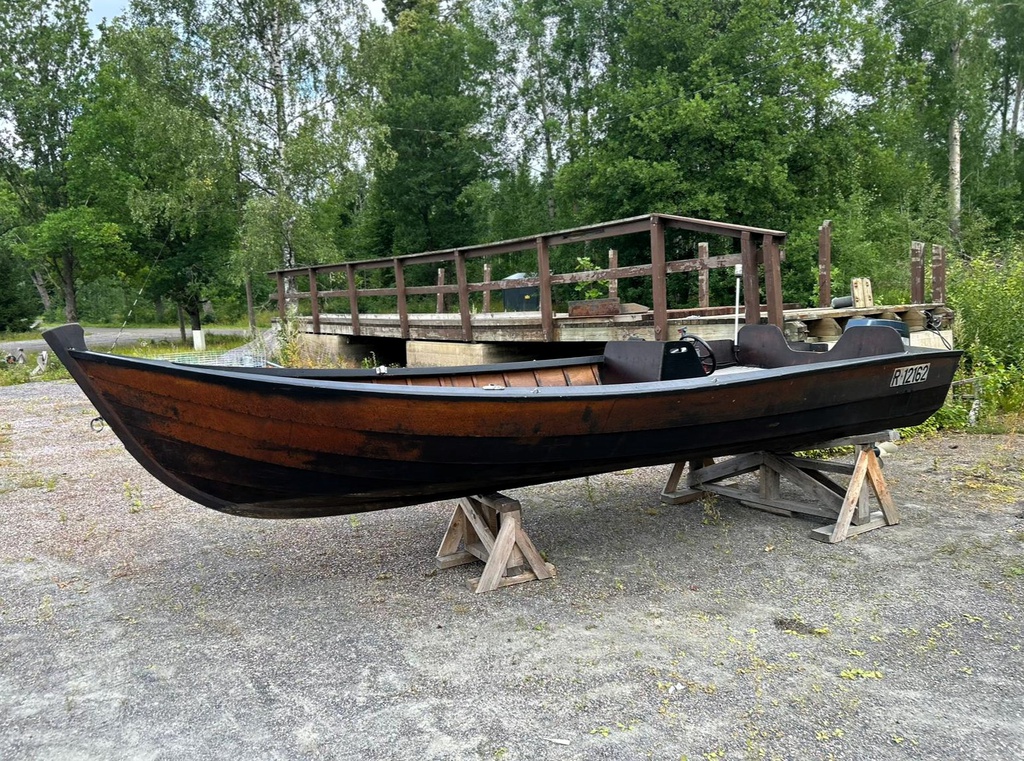 Puinen pulpettivene + Yamaha 40hv 2T | Venekeskus.com