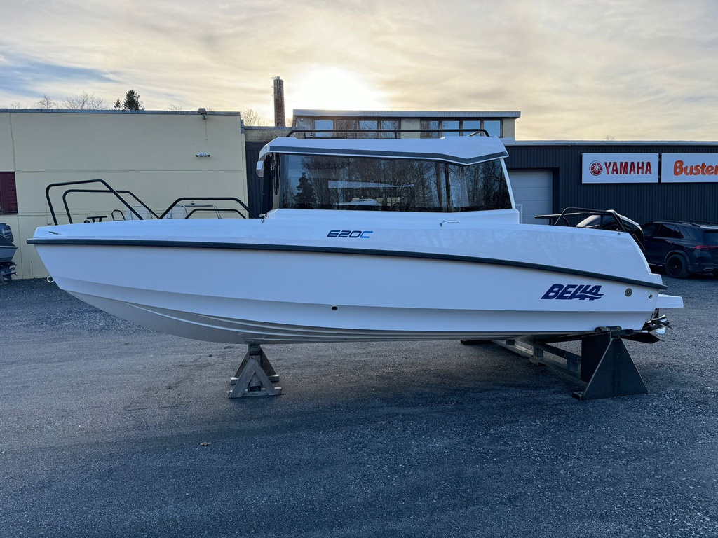 Bella 620C + Mercury F115 | Venekeskus.com