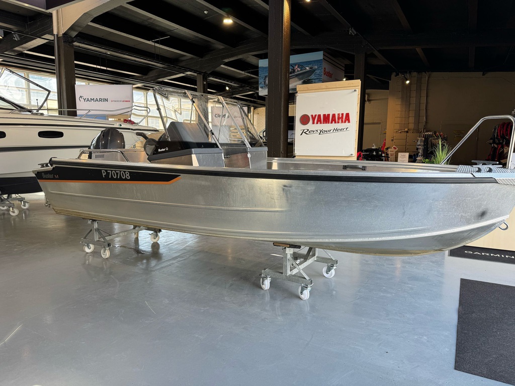 Buster M2 + Yamaha F40 | Venekeskus.com