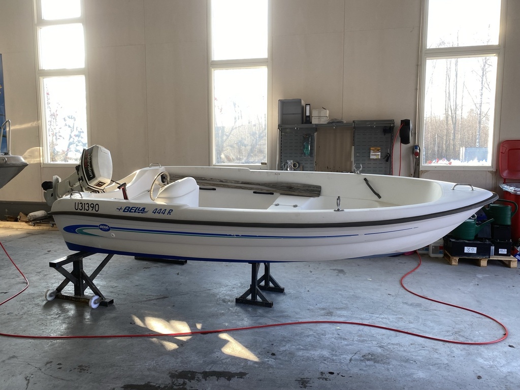 Käytetty Bella 444R + Evinrude 30 | Venekeskus.com