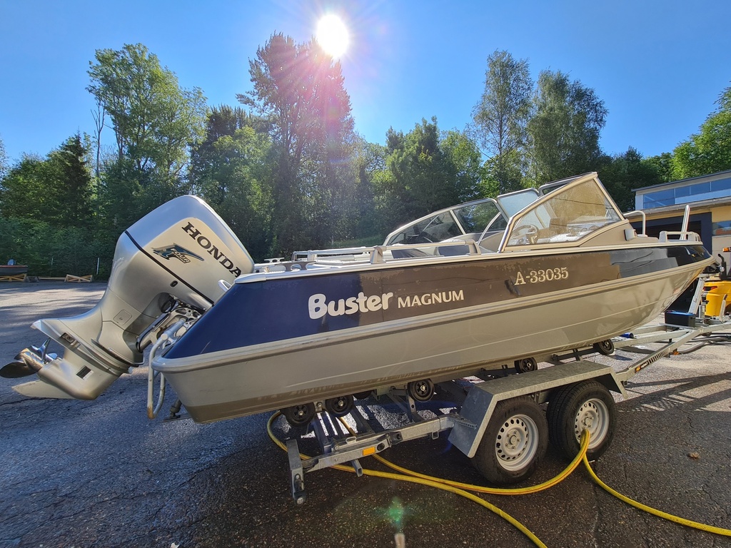 Buster Magnum | Venekeskus.com